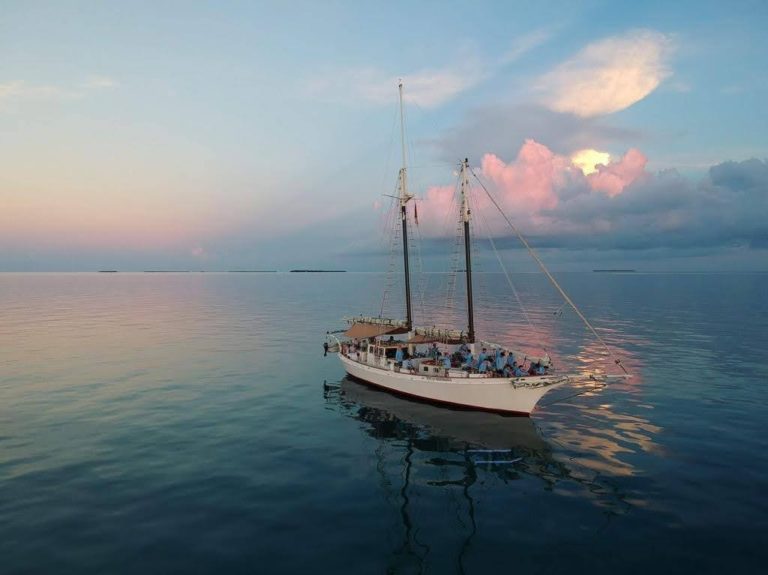Schooner Spirit of Independe﻿nc﻿e Sunset Sail Key West